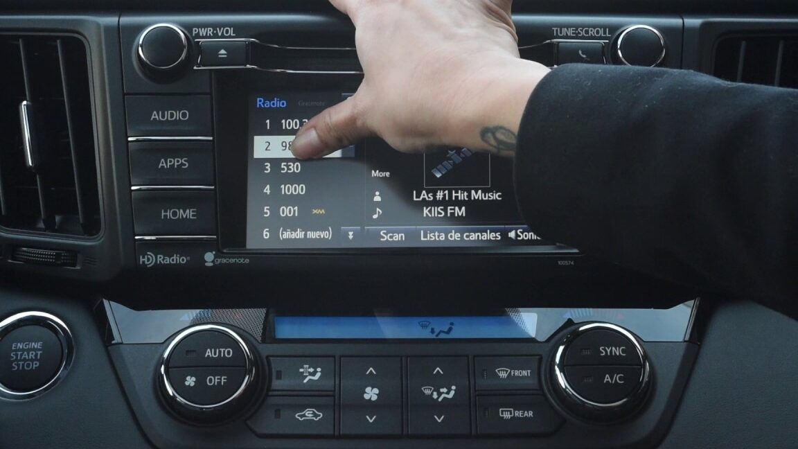 ᐈ Cómo sintonizar la radio en tu coche ⭐️ Talleresfixauto